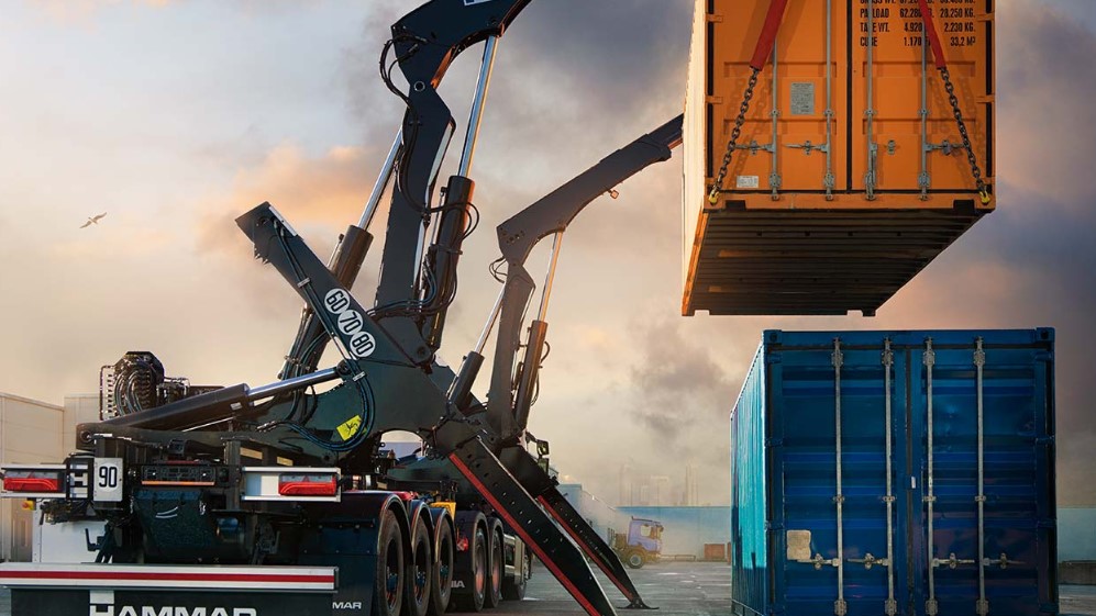 Hammar unveil heavy lifter - Brisbane Truck Show